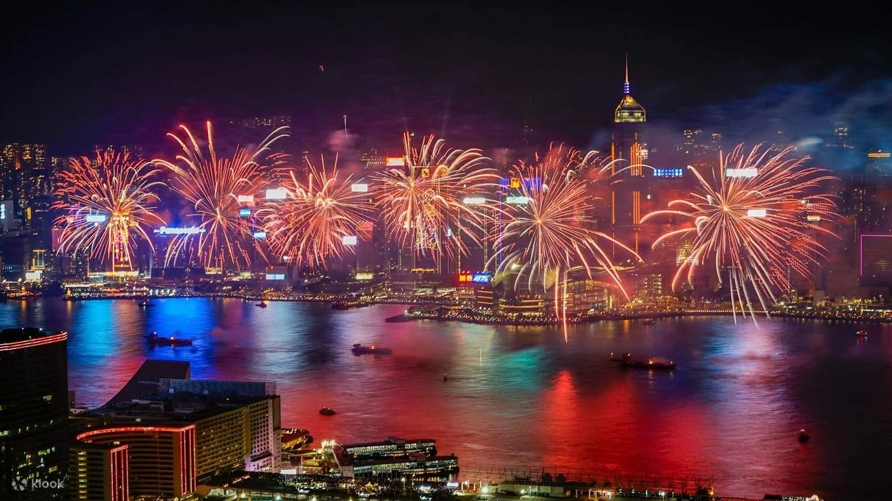 Pertunjukan Bunga Api Tahun Baru Cina 2026 [Termasuk buah-buahan dan ...